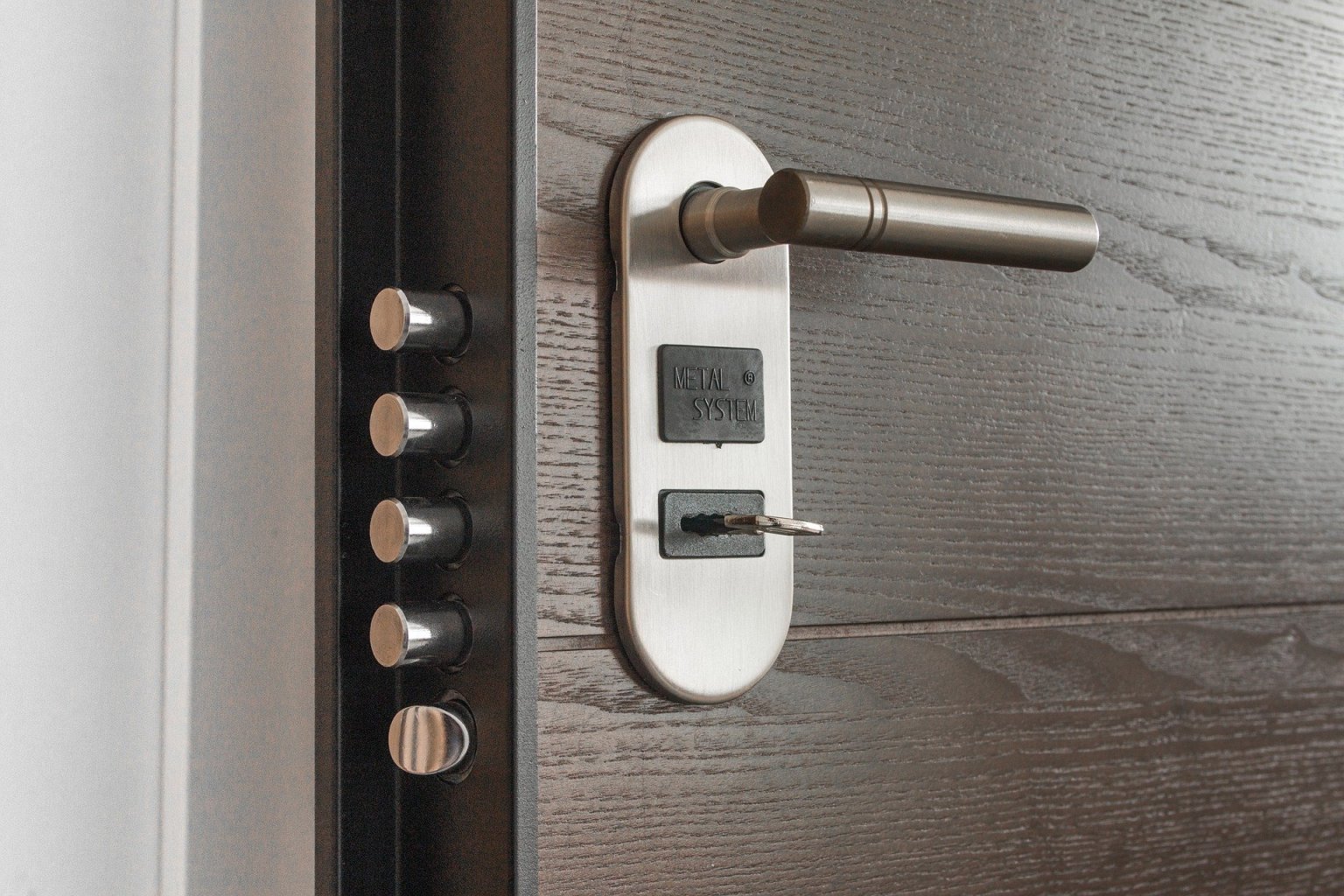 Loquet : fonctionnement et avantages des loquets de portes